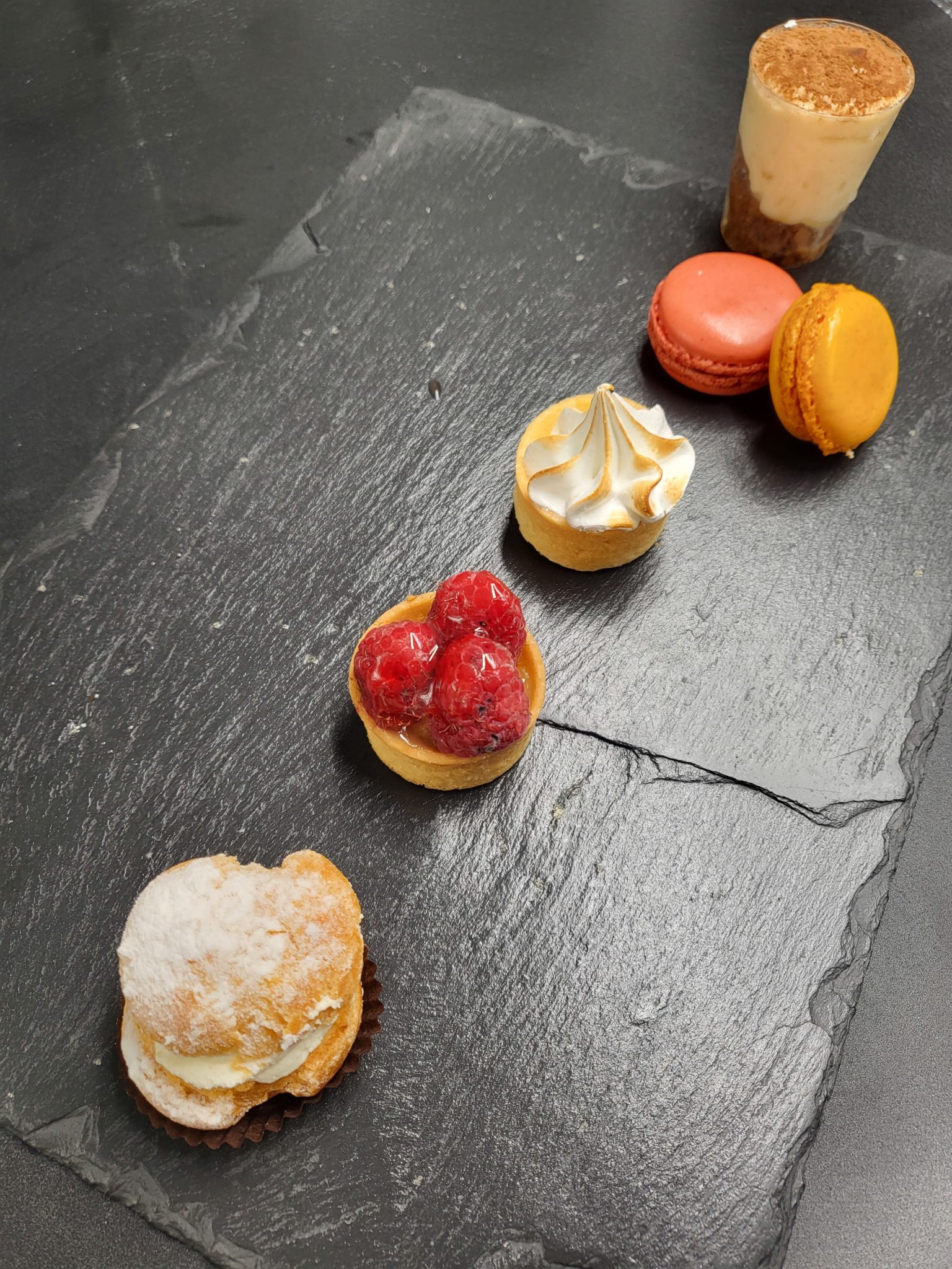 Assortiments de 20 Mini Gâteaux Premium - Traiteur et Saveurs